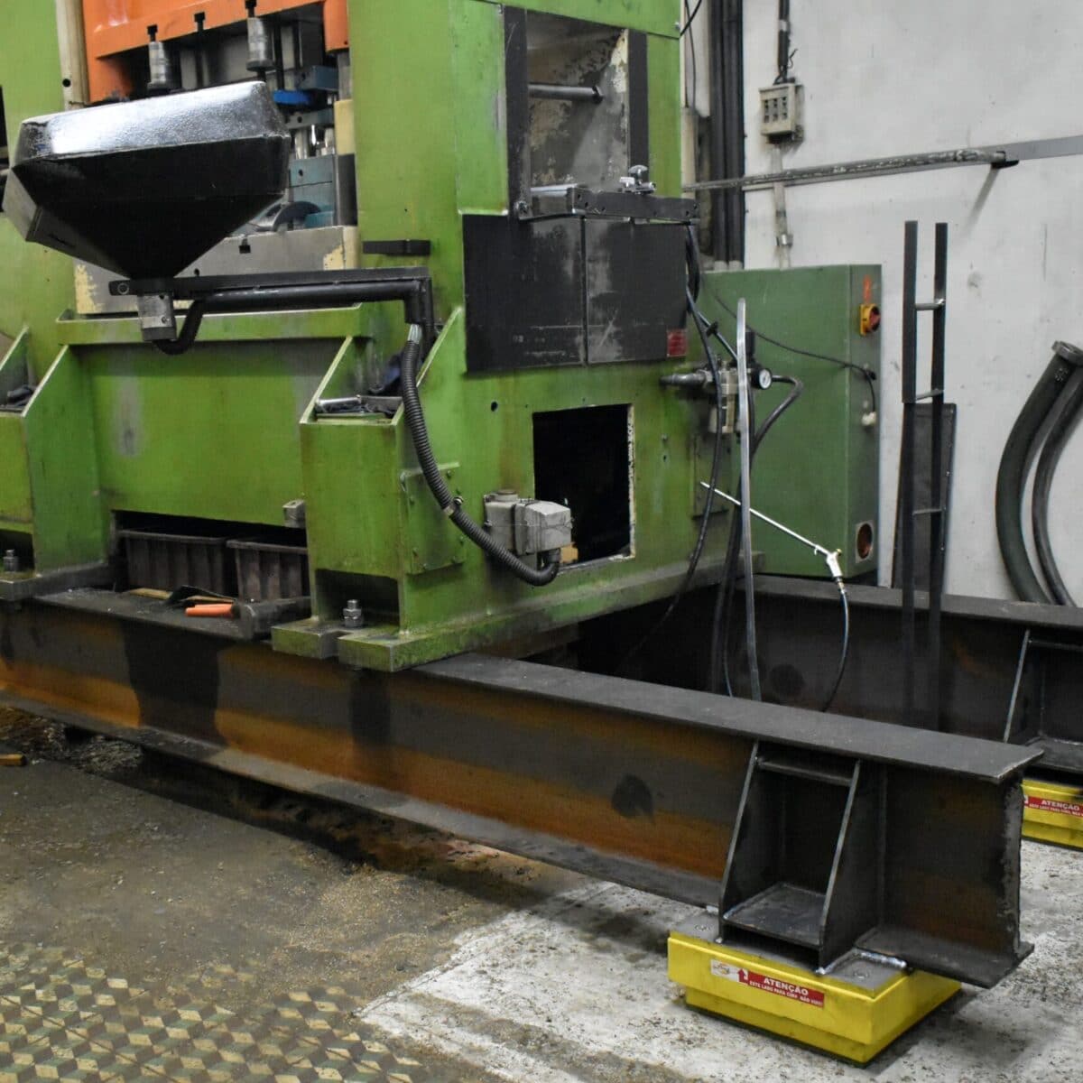 A Vibtech Industrial é referência em fabricação de isoladores e ...